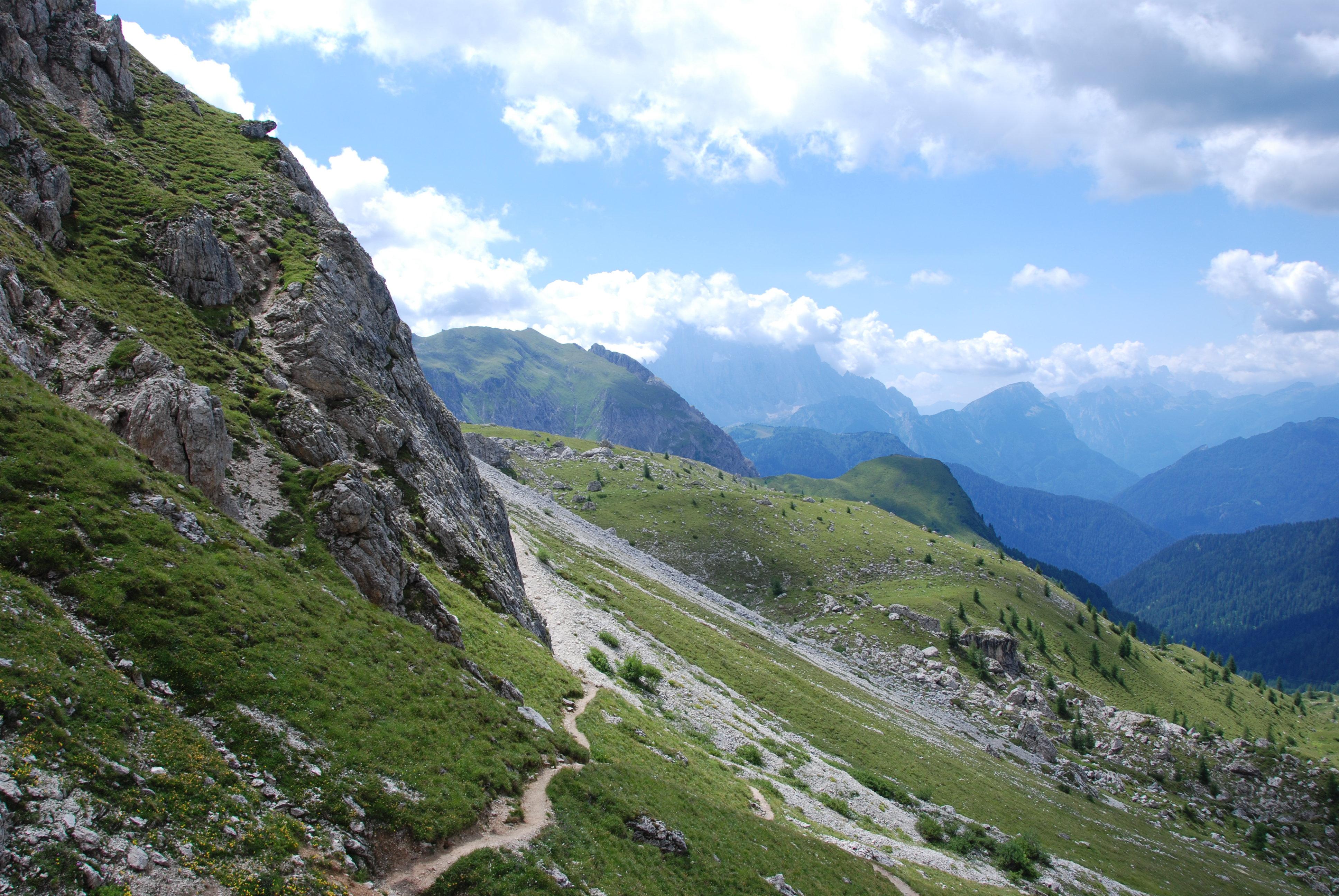 『ドロミテ・ギザギザ山紀行10 絶景のジアウ峠』コルチナダンペッツオ(イタリア)の旅行記・ブログ by カヌ太郎さん【フォートラベル】