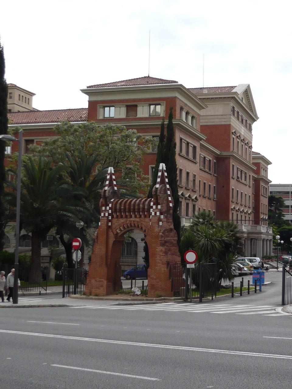 『2007GWスペイン23バルセロナへ』バルセロナ(スペイン)の旅行記・ブログ by エムエム＠銀座さん【フォートラベル】