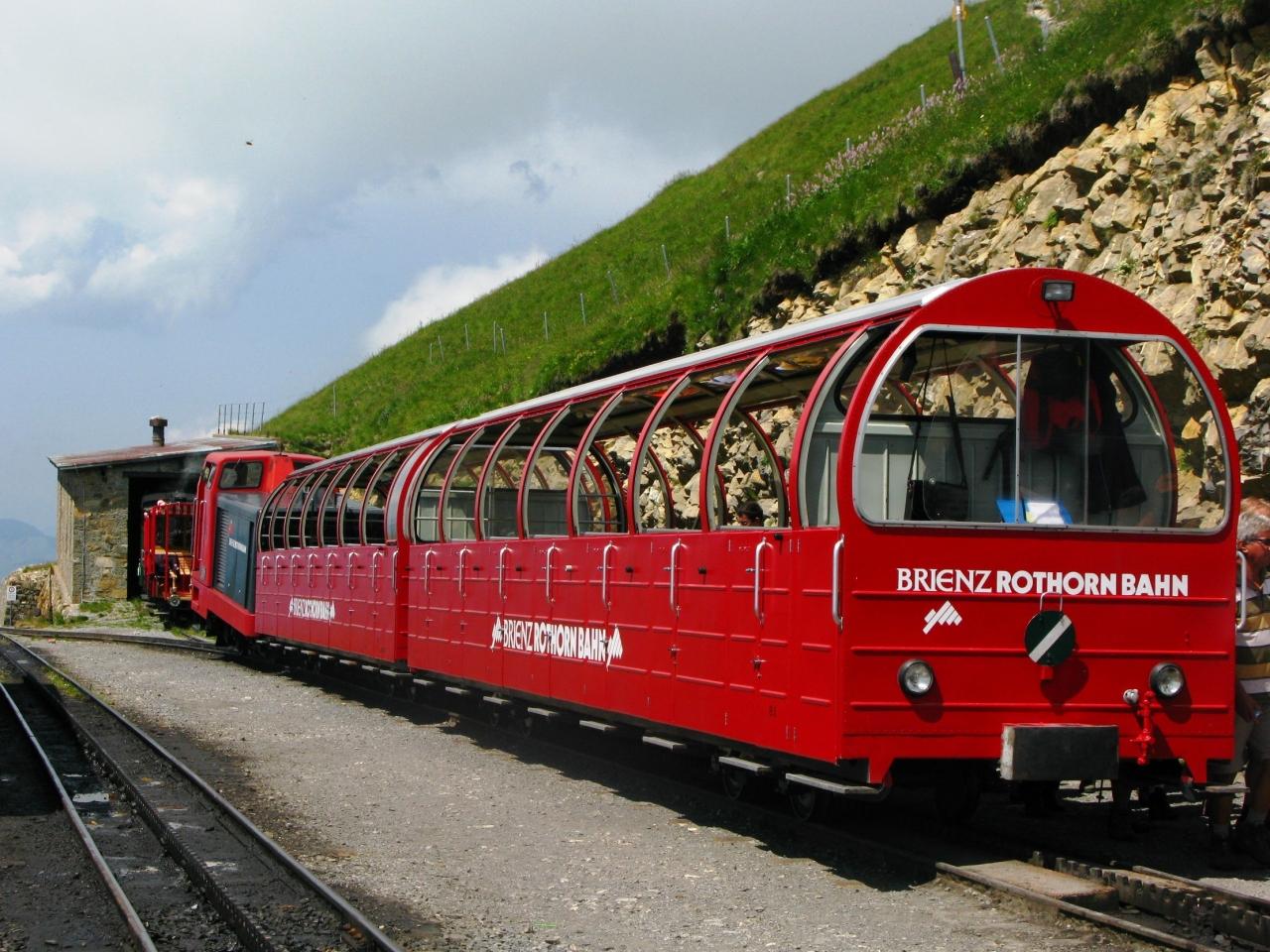 『スイスGR84 ロートホルン観光SL乗車? ☆大展望を楽しみ終点に』ブリエンツ(スイス)の旅行記・ブログ by マキタンさん【フォートラベル】