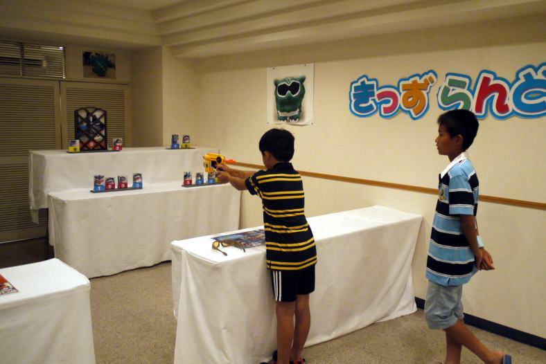 『14．2011年夏休み8泊9日の国内旅行 やんばる海の駅 海人料理 海邦丸の夕食 沖縄ウェルネスリゾート ホテルマハイナ マハイナ塩泉大浴場 ...
