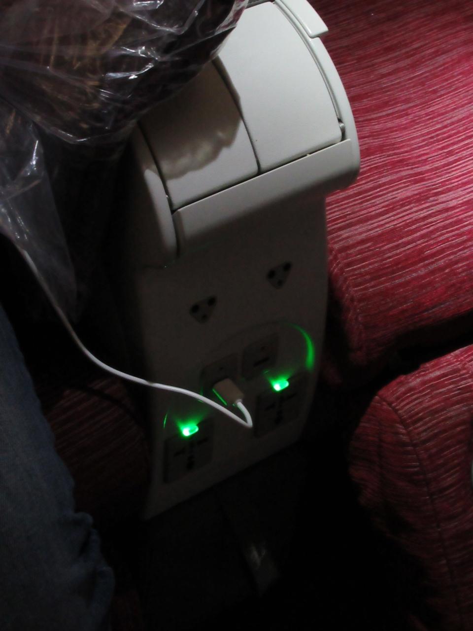 『カタール航空 A320-200 リージョナル・ファーストクラス搭乗記・ドーハ-カイロ(QR1305) + 1日乗り継ぎでギザのピラミッド見学 ...