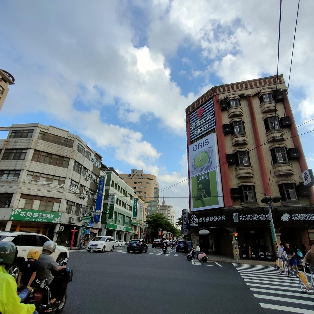 PRIDE OF 台湾】High Speed Rail Passでいく台南・神農街とホステルステイ満喫の旅』台南(台湾)の旅行記・ブログ by ...