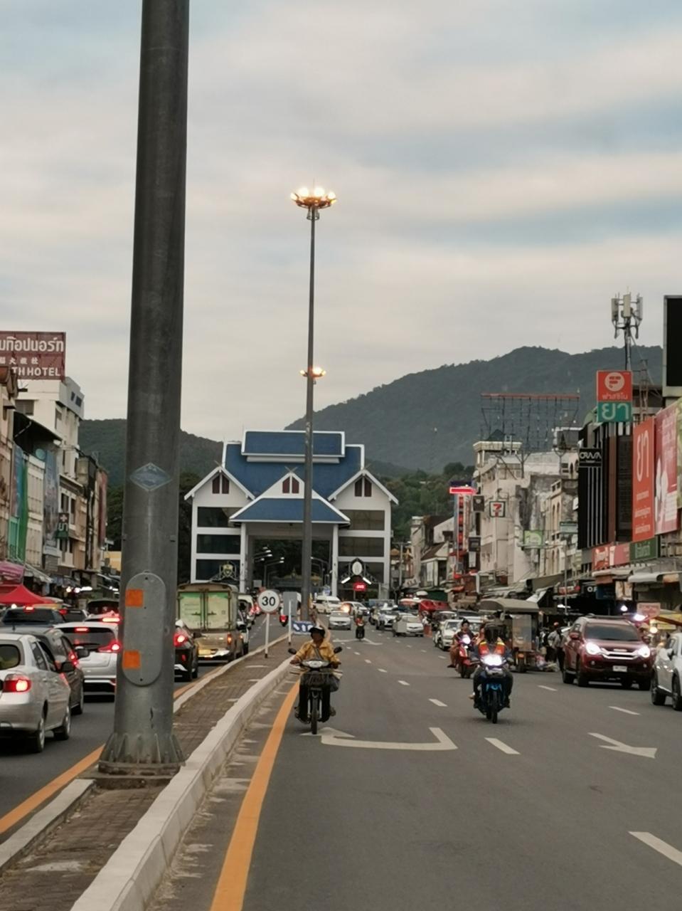 『2023年11月 摩訶不思議姉妹の北タイ沈没滞在記 17(摩訶不思議姉妹的辺境1日ツアー編)』チェンライ(タイ)の旅行記・ブログ by モエ ...