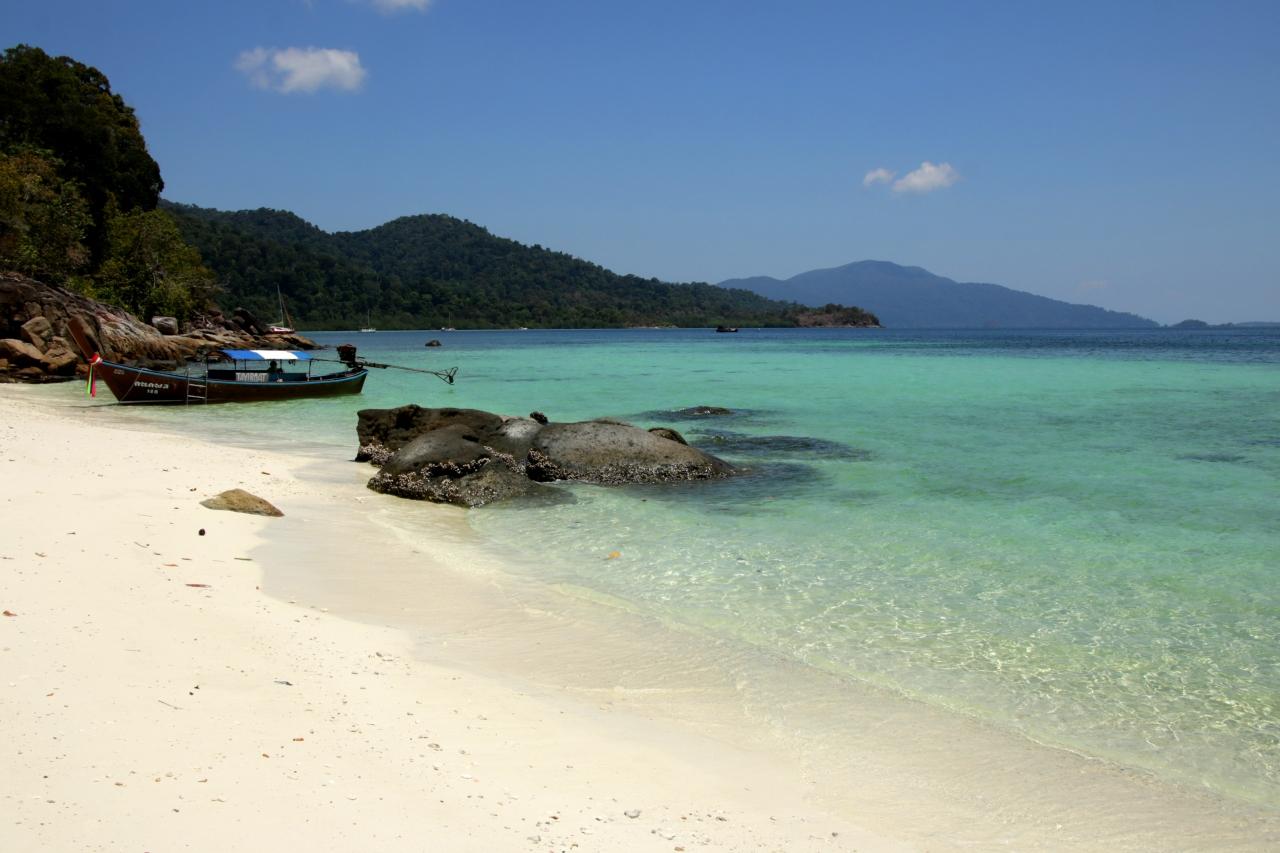 『★極楽タイ・最後の楽園リペ島・2024・Part5-2』リペ島(タイ)の旅行記・ブログ by j-ryuさん【フォートラベル】