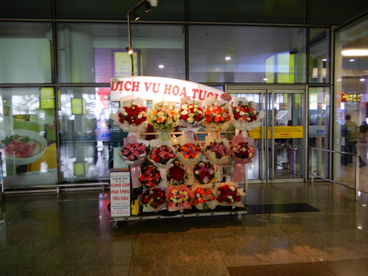 『15年振りにトランジットで訪れたハノイは 観光客も含め多くの人が溢れ賑わいを呈していた』ハノイ(ベトナム)の旅行記・ブログ by 髭のび太 ...