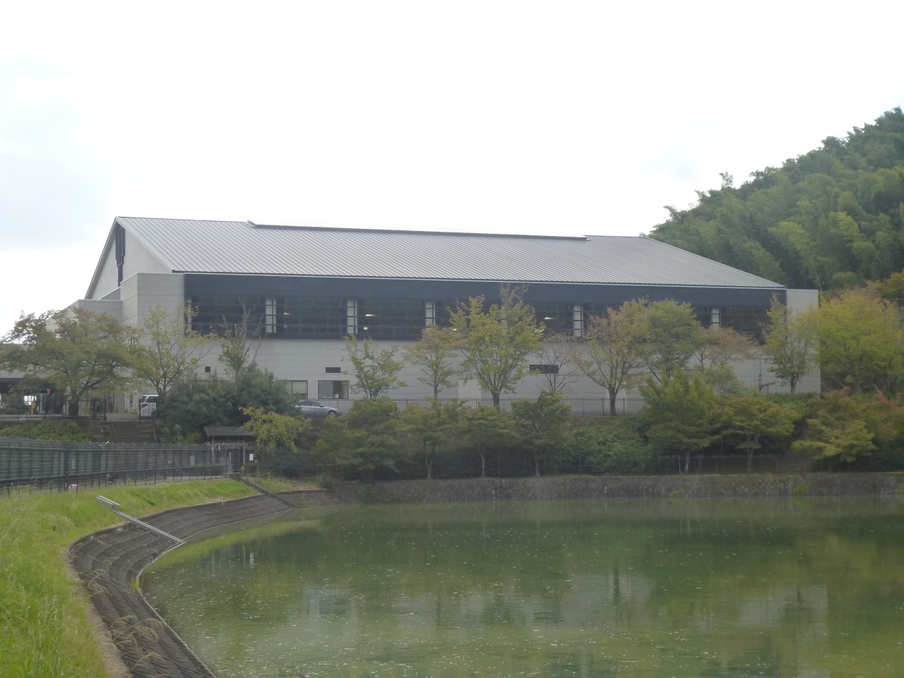 『設備の整った体育館です』by dune45｜西山公園体育館のクチコミ【フォートラベル】