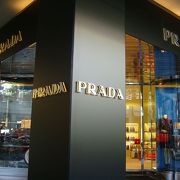 プラダ (アラモアナ店) クチコミ・アクセス・営業時間|ホノルル プラダ (アラモアナ店) クチコミ・アクセス・営業時間|ホノルル
