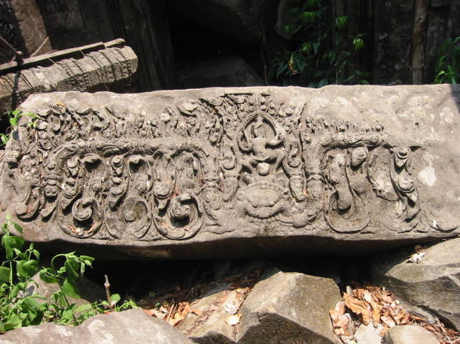 『幻のクメール遺跡を訪ねて~森に眠る巨大寺院、ベンメリア~』シェムリアップカンボジアの旅行記・ブログ By Redhouseさん
