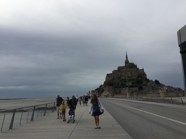 Abbaye du Mont-Saint-Michel(モン・サン・ミシェルとその湾 Abbaye du Mont-Saint-Michel(モン・サン・ミシェルとその湾