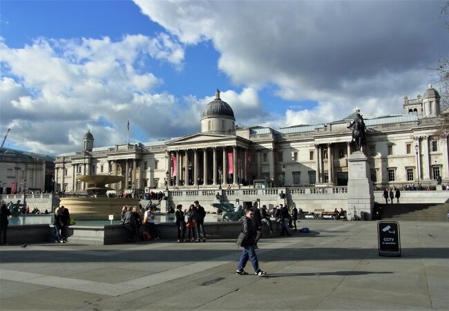 『ロンドン、トラファルガー広場の昼と夜（2014年）』ロンドンイギリスの旅行記・ブログ By Tadさん【フォートラベル】
