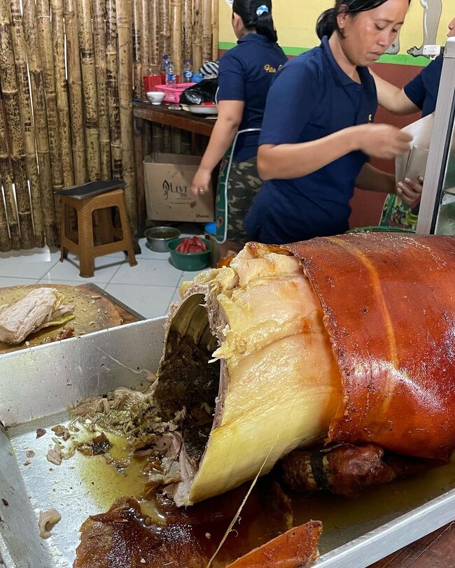 『美味しくて安い!バビグリン屋さん 豚の丸焼き』バリ島インドネシアの旅行記・ブログ By Karisma Bali Tourさん【フォートラベル】