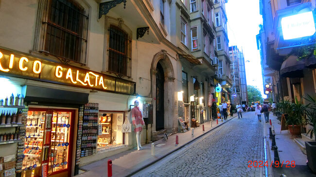 『トルコ探訪①イスタンブールから始まるトルコ珍道中！旅の幕開けイスティクラル通りへ！』イスタンブールトルコの旅行記・ブログ By