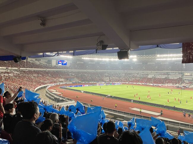 ジャカルタ編】2024サッカーワールドカップアジア最終予選 インドネシアvs日本(ゲロラブンカルノスタジアム)』ジャカルタインドネシアの