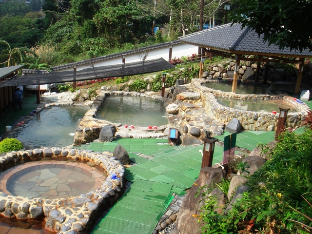 温泉大国・台湾！おすすめ温泉地9選 人気ホテルや温泉の入り方も紹介 | トラベルマガジン
